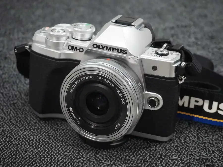 Olympus OMD EM10 Mark III 全面评测：静态拍摄强大，视频略显不足